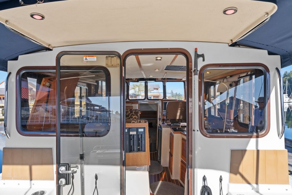 2011 Ranger Tugs R29 - Calibre Yacht Sales