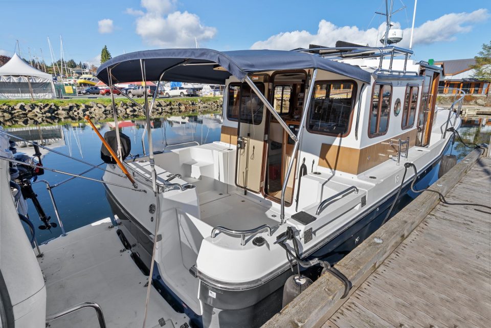 2011 Ranger Tugs R29 - Calibre Yacht Sales