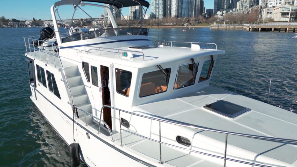 2022 Helmsman 43E - Calibre Yacht Sales