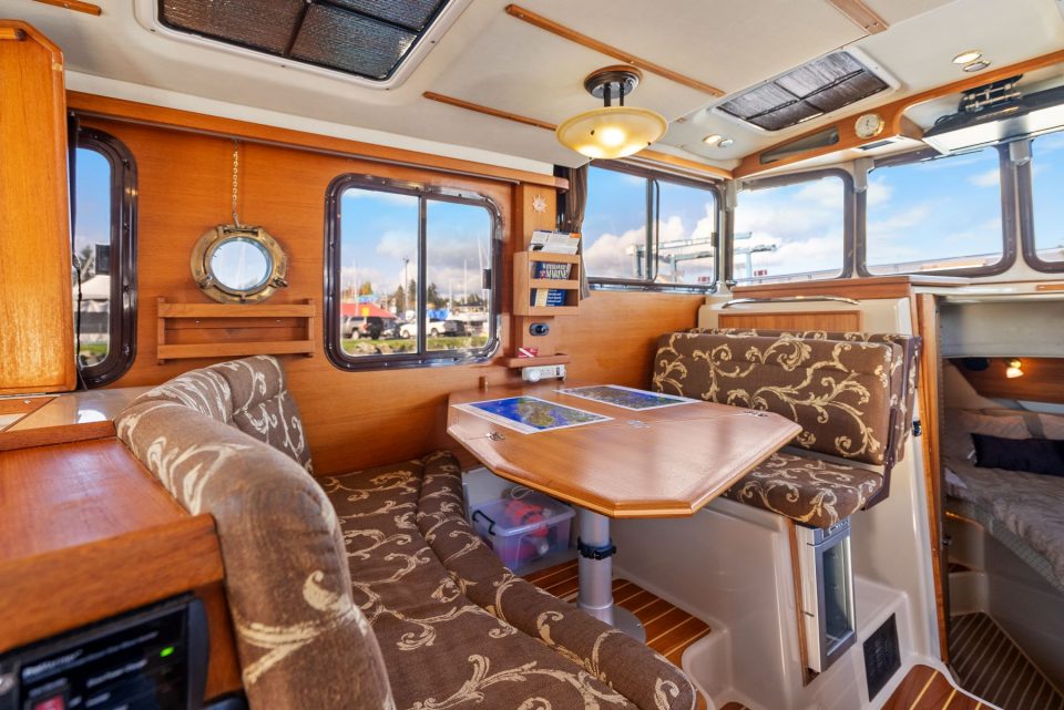 2011 Ranger Tugs R29 - Calibre Yacht Sales