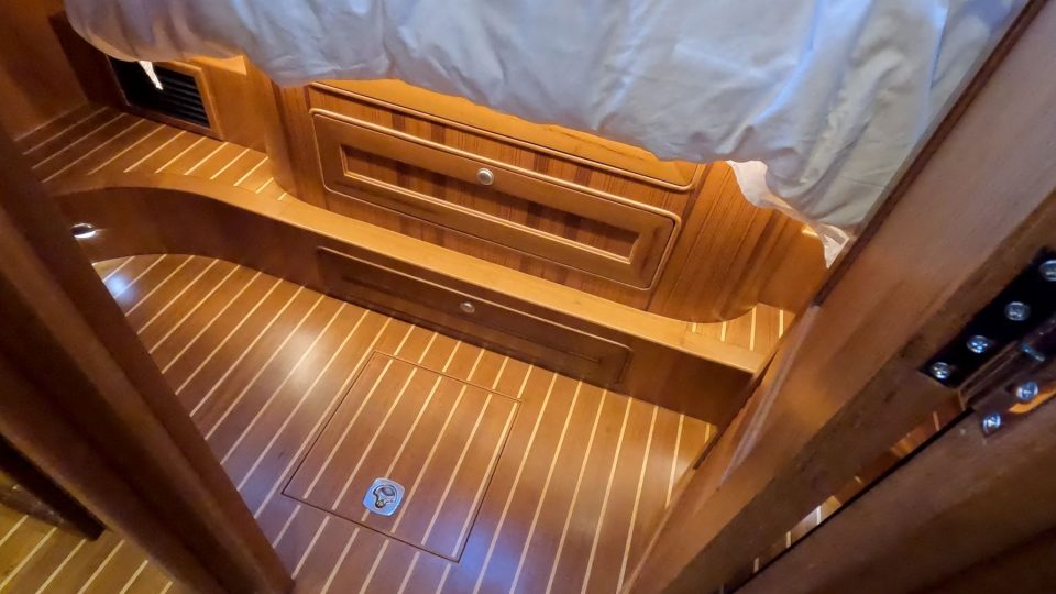 2022 Helmsman 43E - Calibre Yacht Sales