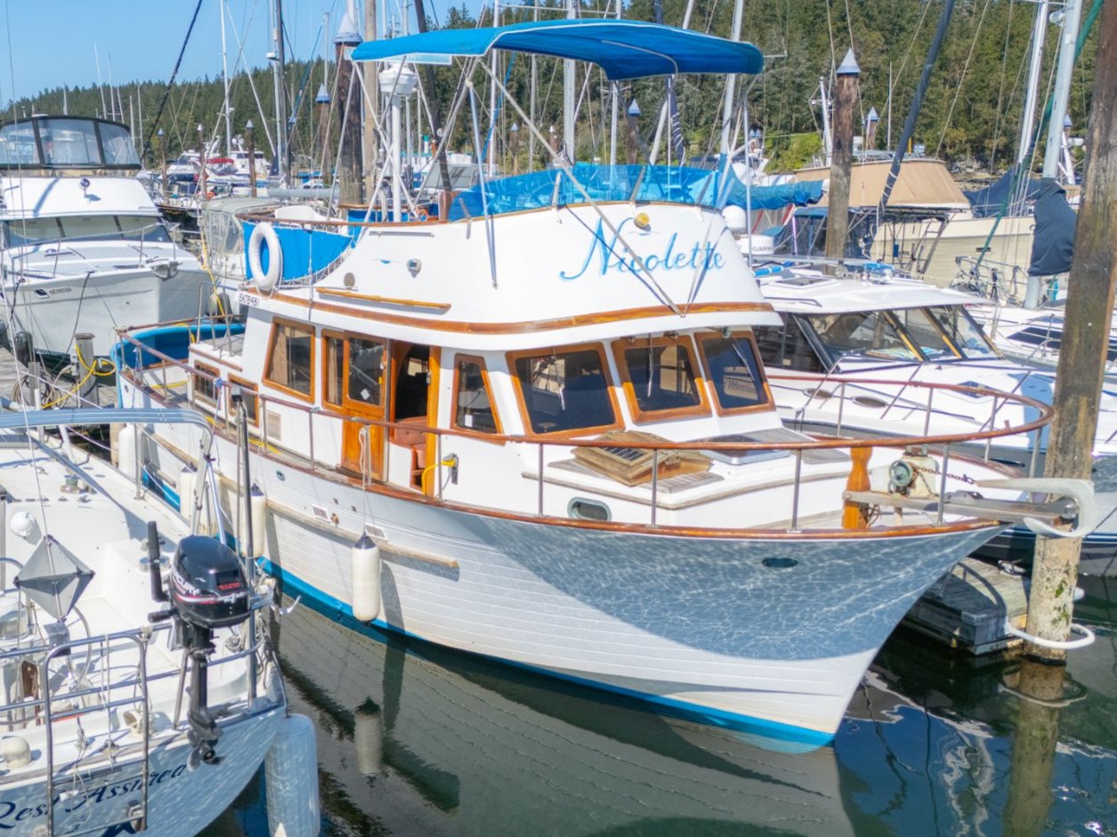 1980 Grand Mariner 36 Tri-Cabin Trawler - Calibre Yacht Sales